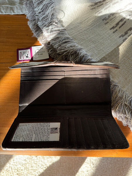 Tia Cowhide Wallet – Vault Country Clothing